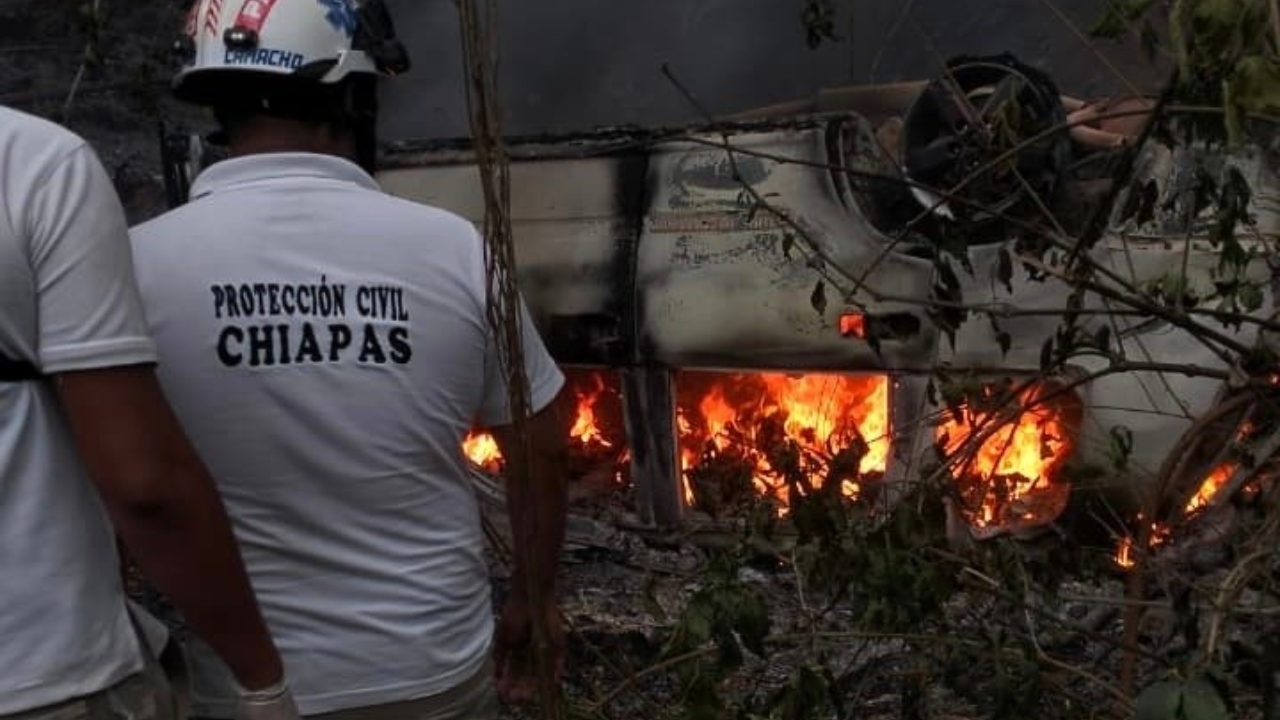 Accidente en Cintalapa, Chiapas, deja tres maestros fallecidos del Cobach
