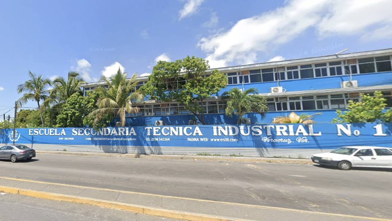¿Quién filtró las fotos privadas de alumnas de secundaria en Veracruz?