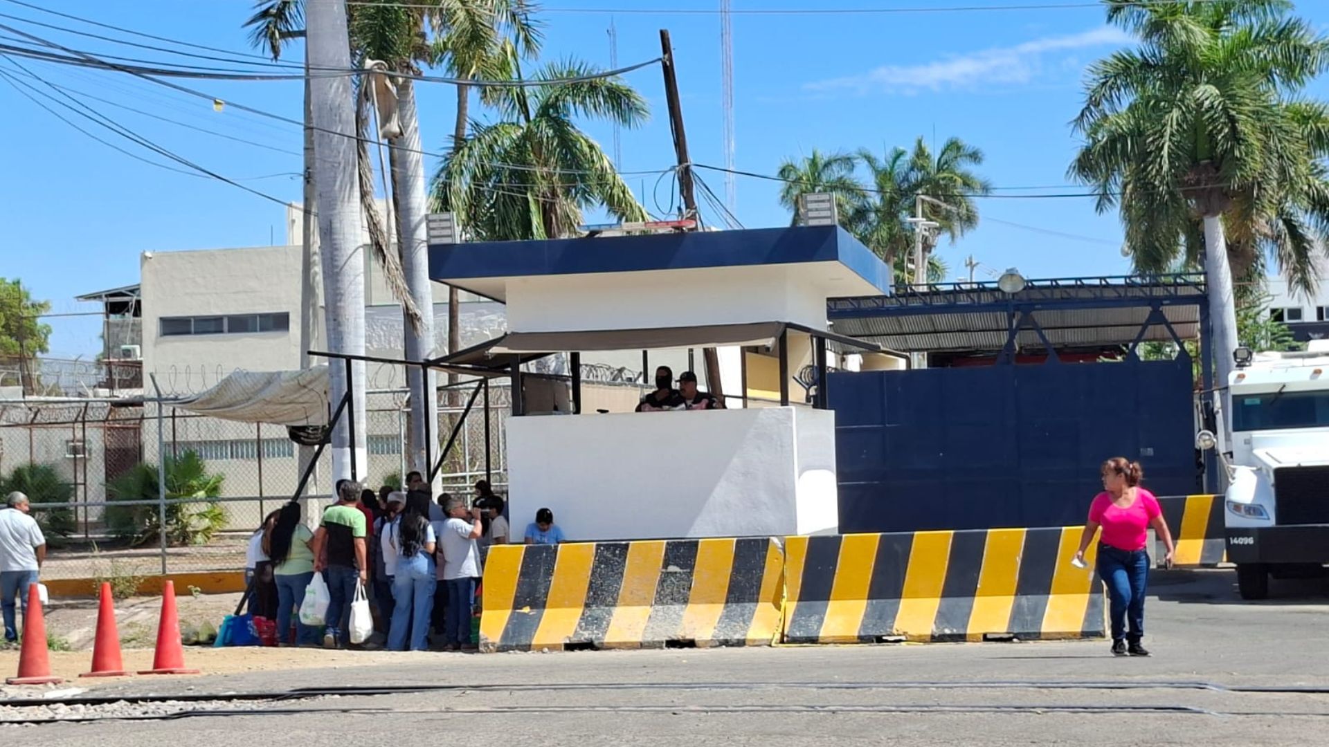 Al menos 7 hombres sin vida tras riña al interior del penal de Aguaruto ...