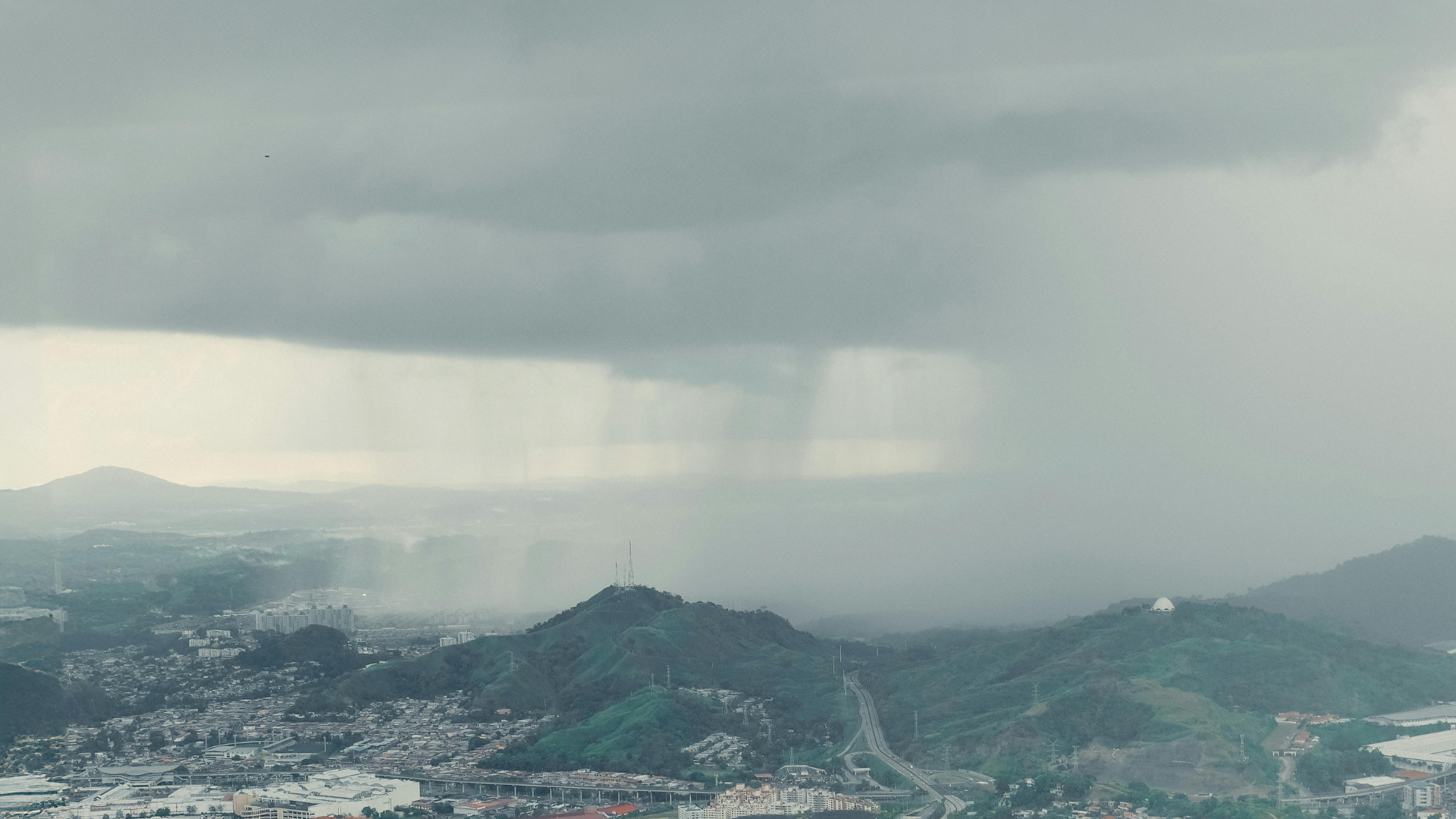 Se forma la Depresi0n Tropical Dos-E; se podría convertir en tormenta Boris